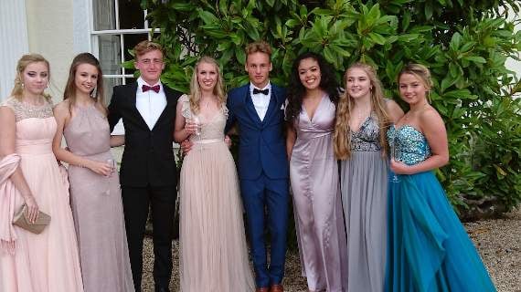 Wellington School students fix up DIY prom | wellington-today.co.uk