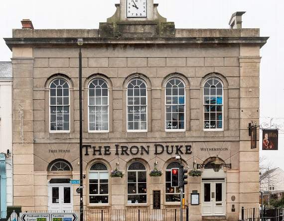 Wellington's Iron Duke pub gains top rating for its levels of hygiene ...
