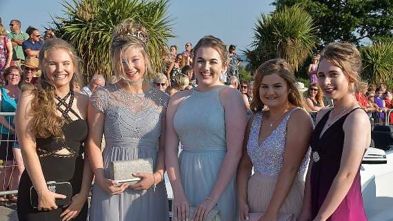 Best bib and tucker for the school prom | wellington-today.co.uk