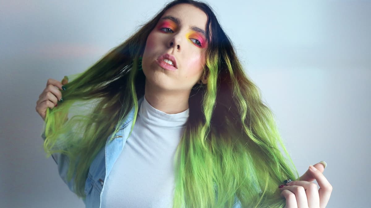 Singer songwriter Kiera releases her debut single | wellington-today.co.uk