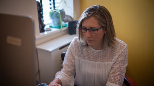 Wellington woman Emma Gray shares her bereavement experience ...