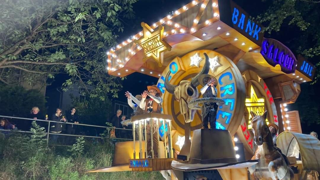 Thousands line the streets for 75th Wellington Carnival parade ...