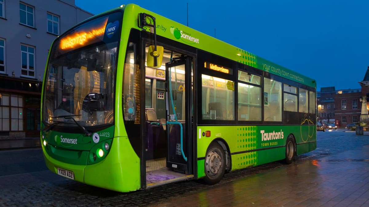 First Bus tweaks its Somerset timetables to help buses run more on time ...