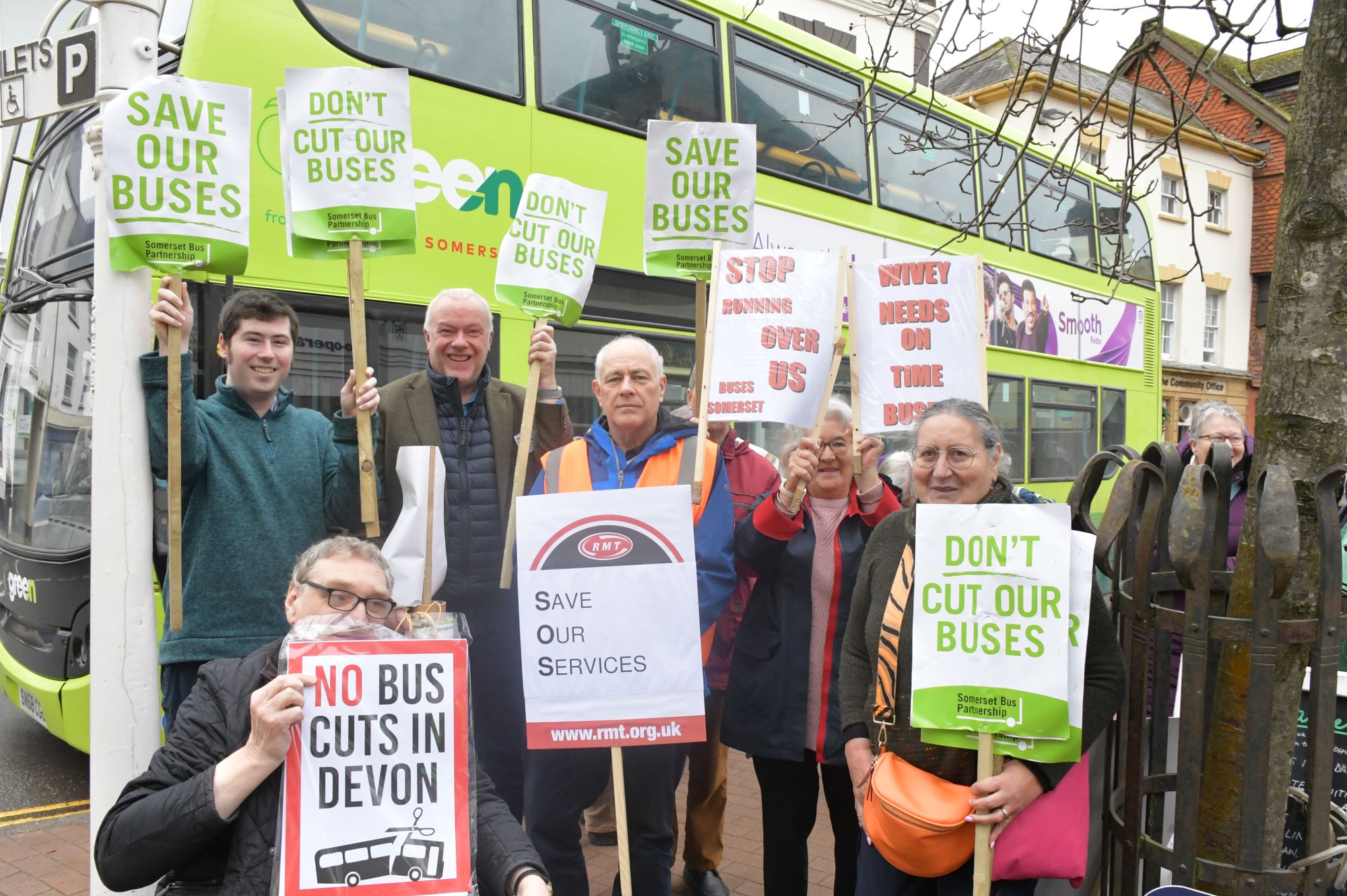 Somerset Bus Partnership takes anti-cuts protests to Wiveliscombe and ...