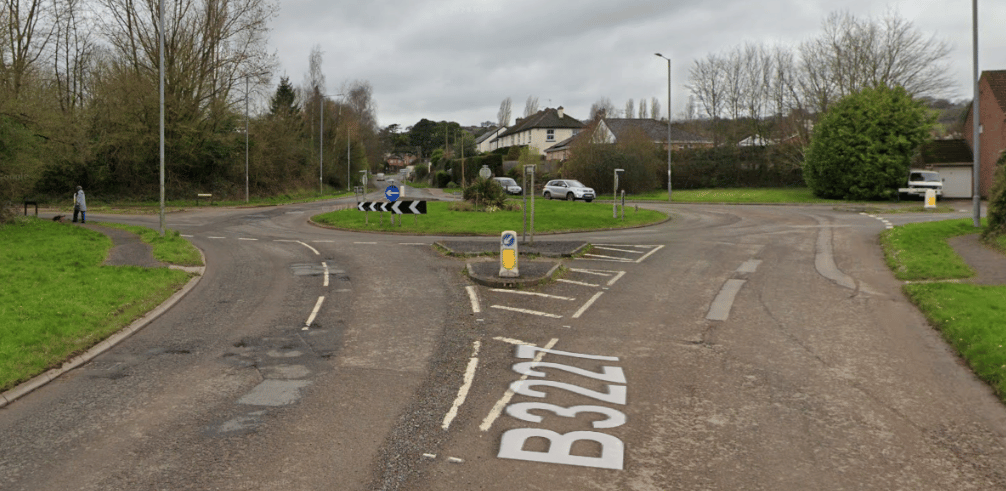 Council gives three days' notice of nighttime closure of main road into ...