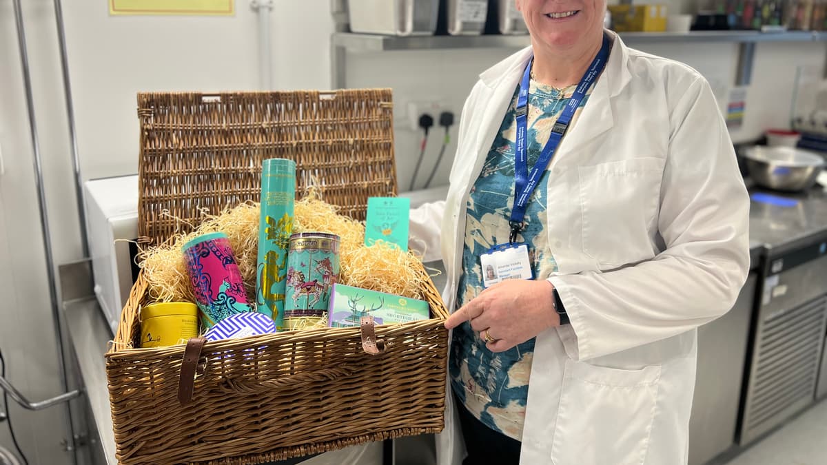 Catering manager who has worked at Musgrove for 33 years wins award ...