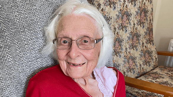 Family and friends help celebrate Hemyock woman Ruby Mather turning 100 ...