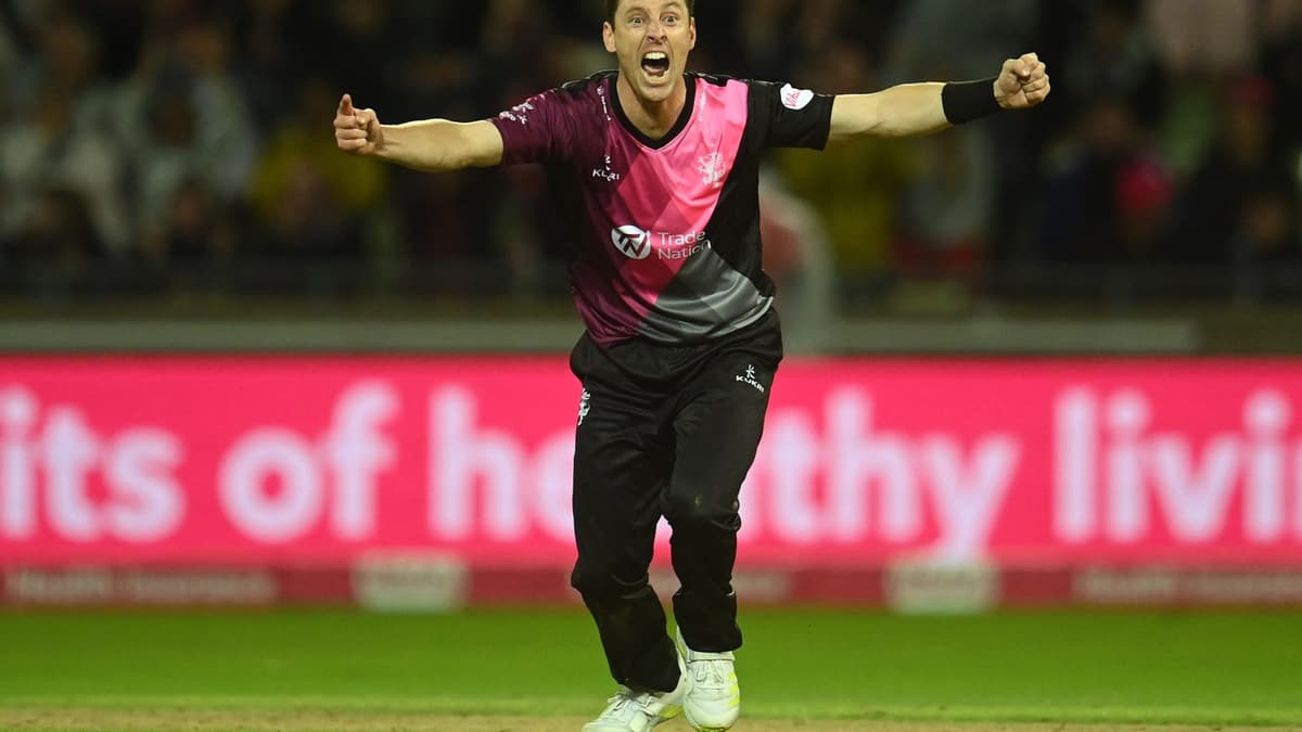 World-class bowler Henry back with Somerset | wellington-today.co.uk