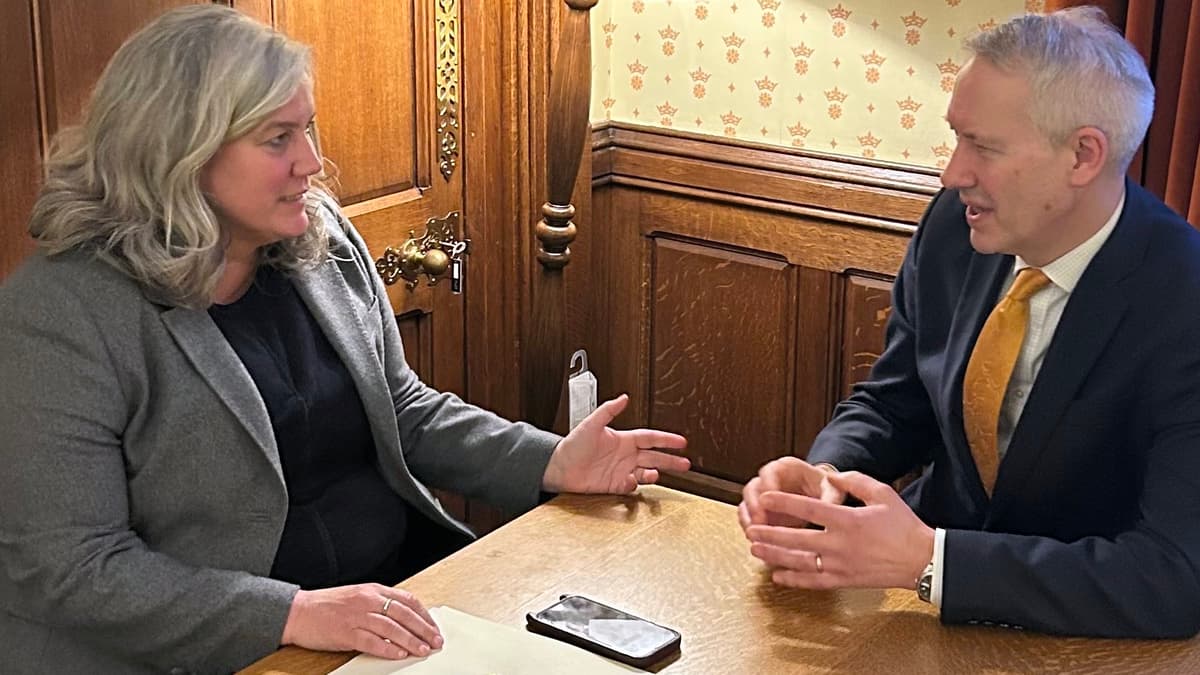 Gideon Amos meets with transport secretary to discuss reopening of ...