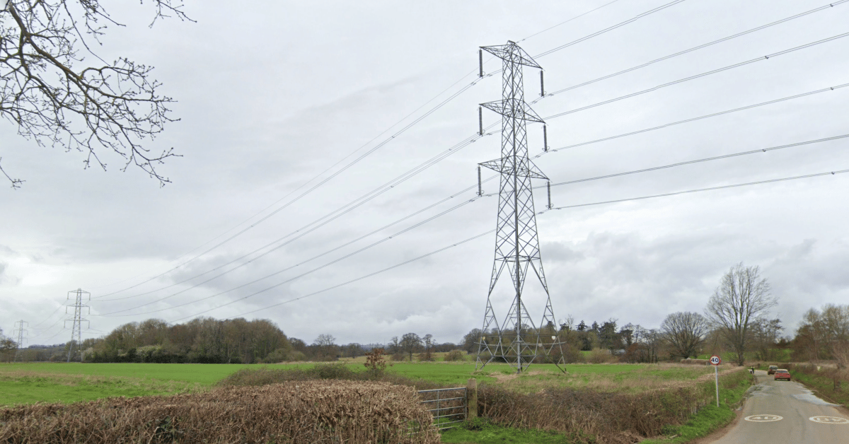 Power cut No 7 for Wellington area as tractor collides with overhead ...