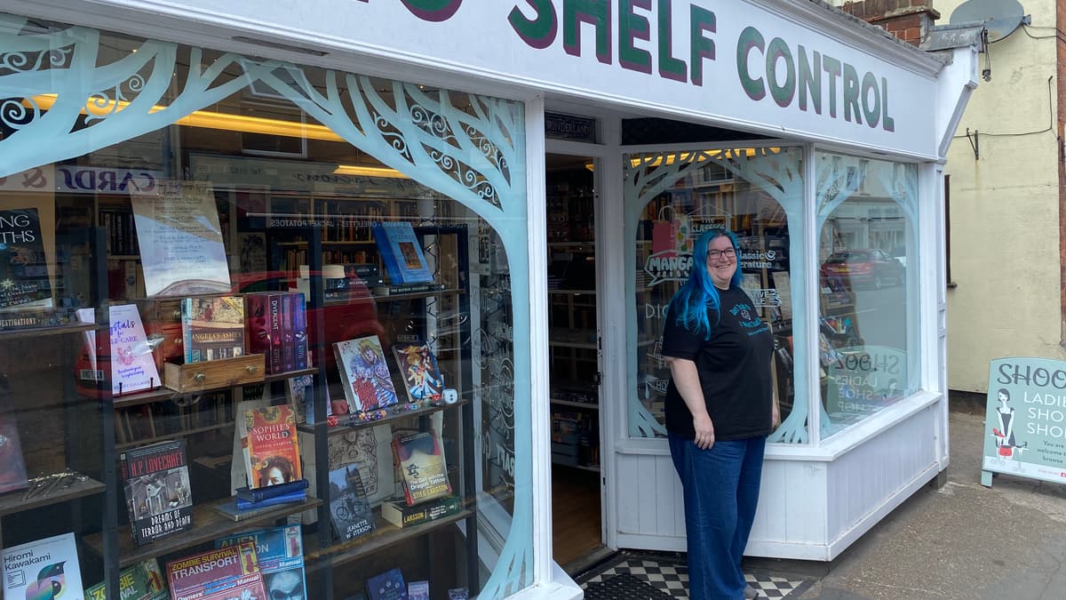 South Street's No Shelf Control celebrates one year in town ...
