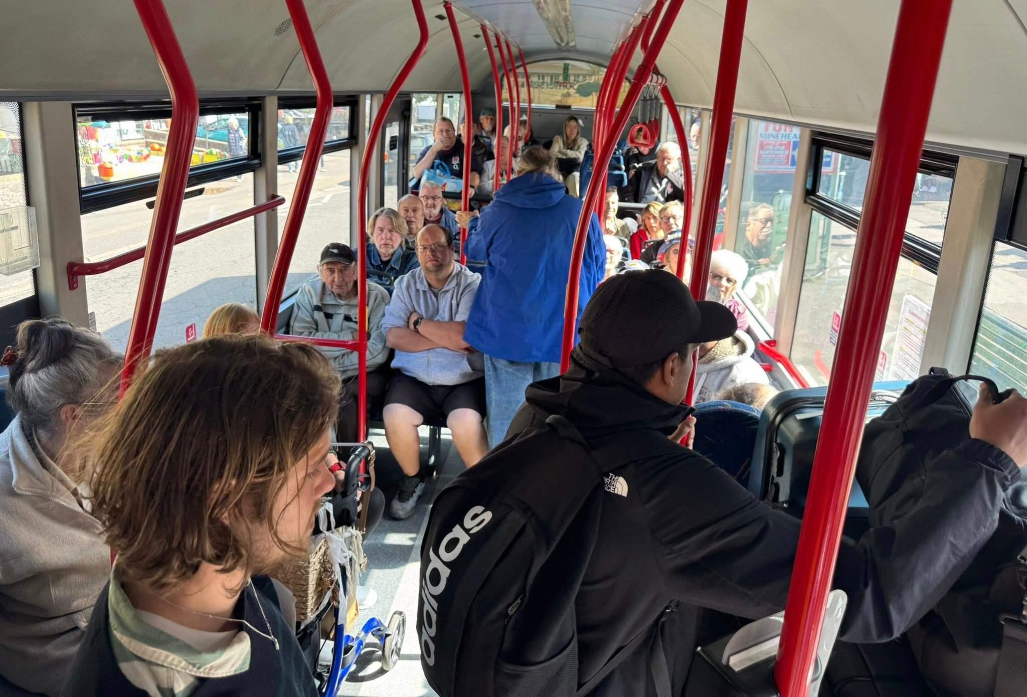 Evening bus service demand being collected by Wiveliscombe campaigners ...