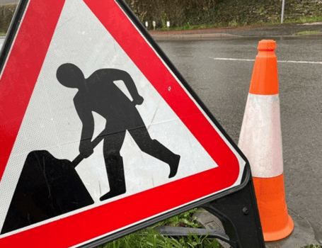 Clayhidon volunteer road maintenance team set up as county council runs ...